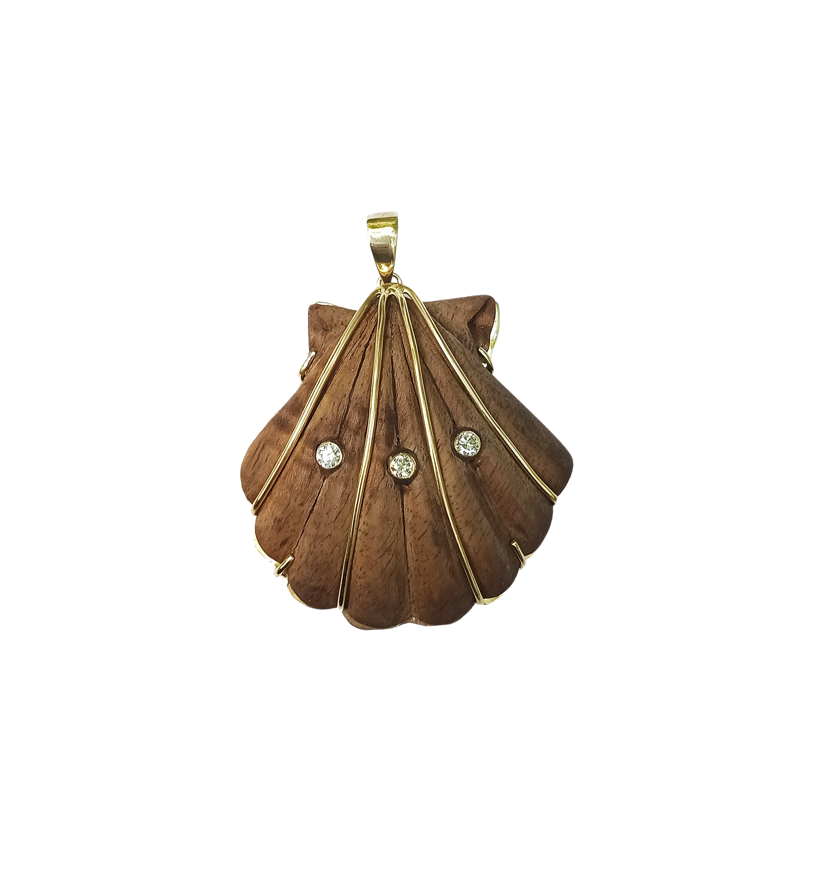 3 Diamond Carved Walnut Shell – CCWW Designs